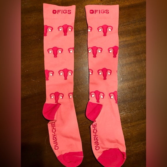 Figs | Other | Figs Ovary Chiever Compression Women Achiever Socks ...